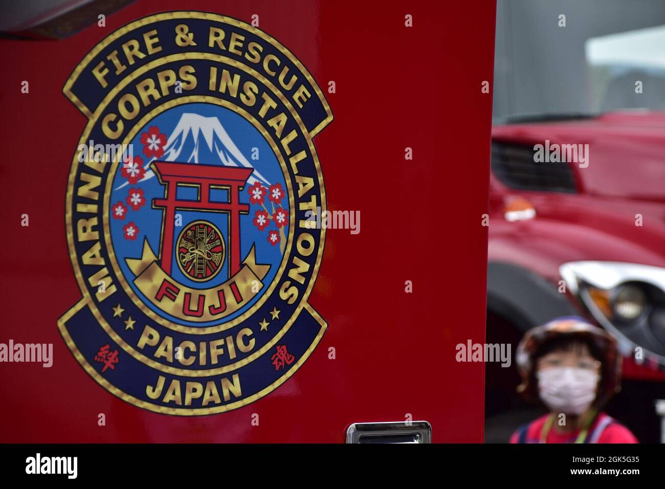 Camp tour hi-res stock photography and images - Alamy