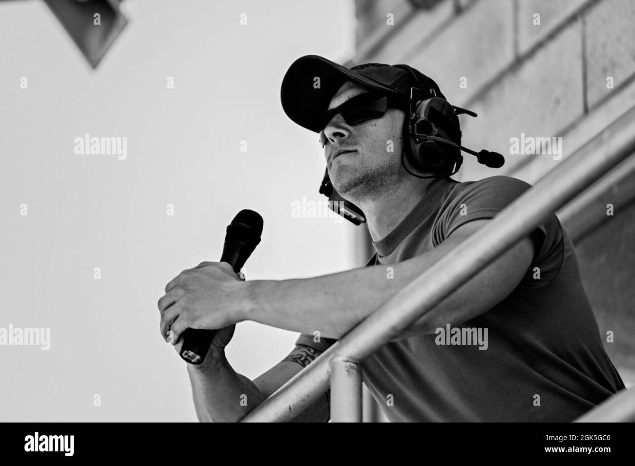 Air force combat arms Black and White Stock Photos & Images - Alamy