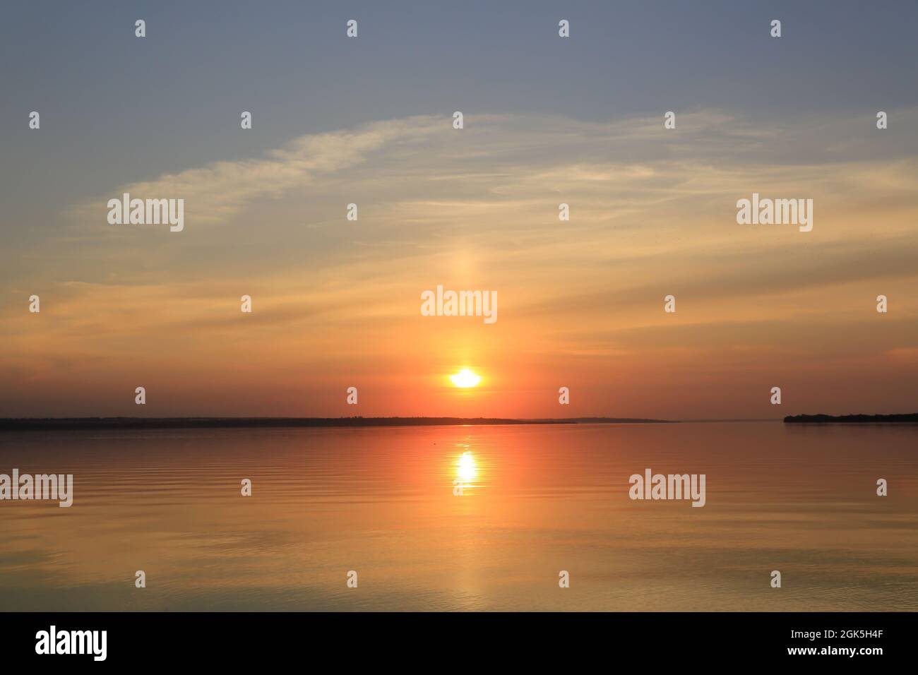 Nice cloudscape over lake hi-res stock photography and images - Alamy