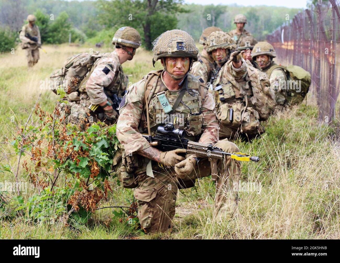 British soldiers with the 4th Battalion, Parachute Regiment (4 PARA ...