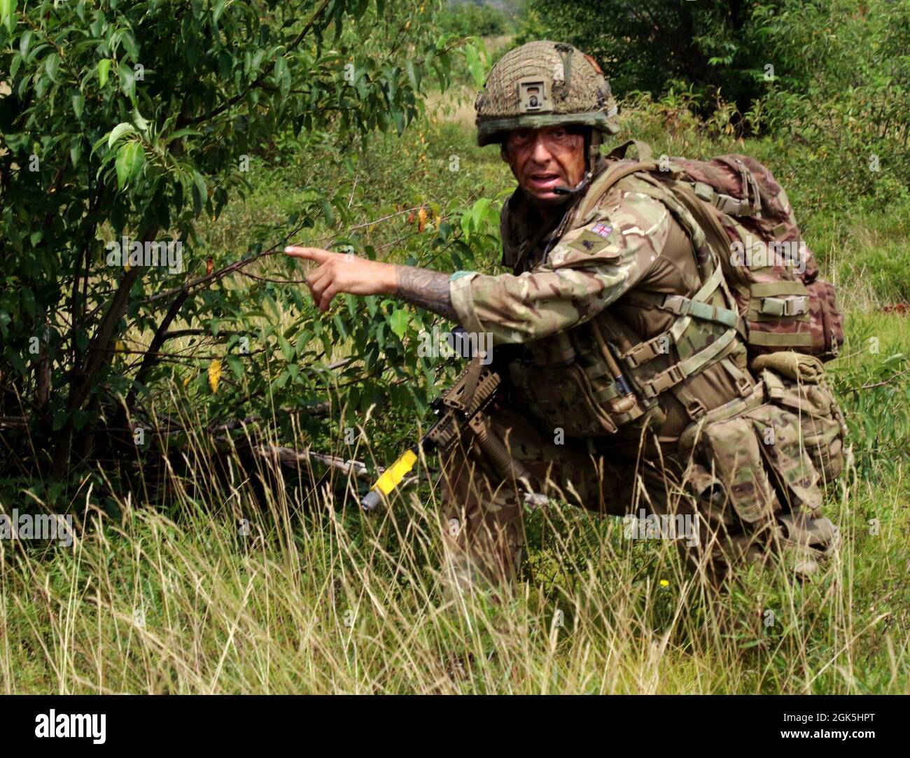British soldiers with the 4th Battalion, Parachute Regiment (4 PARA ...