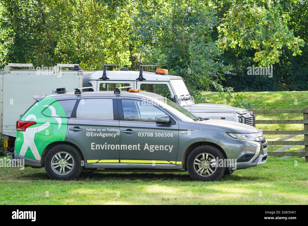 Environment agency vehicle hi-res stock photography and images - Alamy