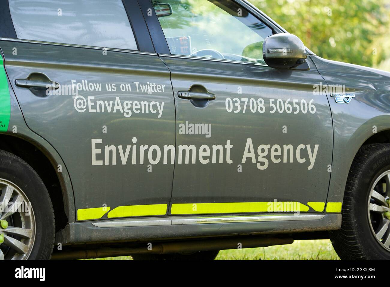 Environment agency land rover vehicle on site. Alamy Stock Photo - Alamy