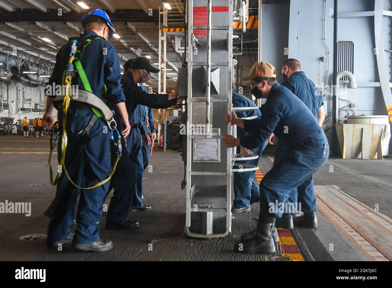 Sliding padeye hi-res stock photography and images - Alamy