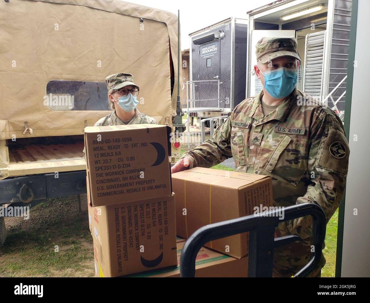 624th forward resuscitative surgical team hi-res stock photography and ...