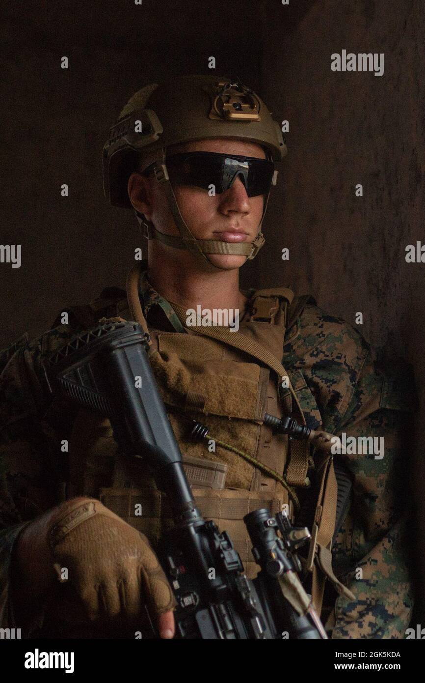 U.S. Marines with 1st Battalion, 3d Marines conduct offensive ...