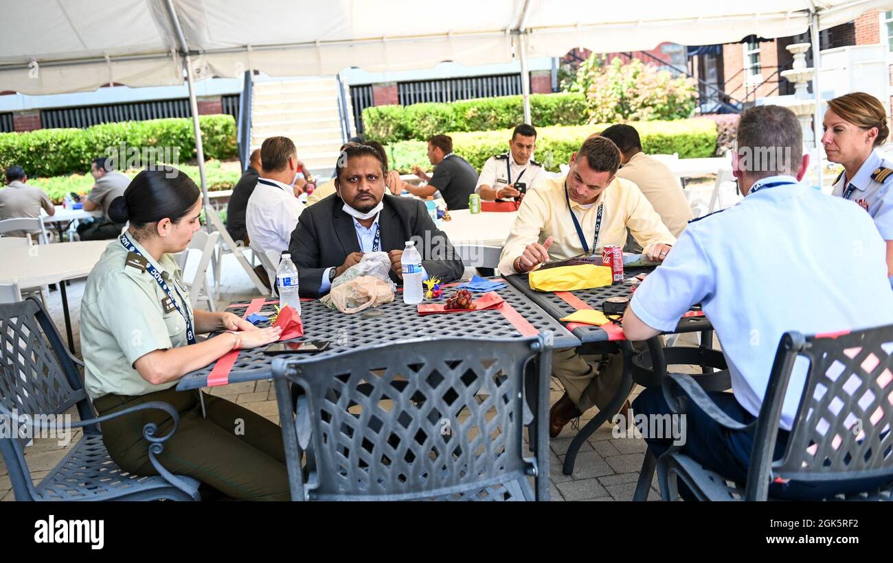 Inter-American Defense College Leadership greeted Ecuadorian ...