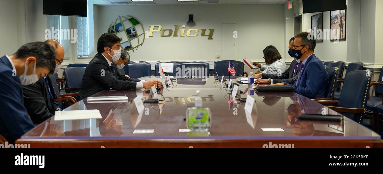 Dr colin h kahl hi-res stock photography and images - Alamy