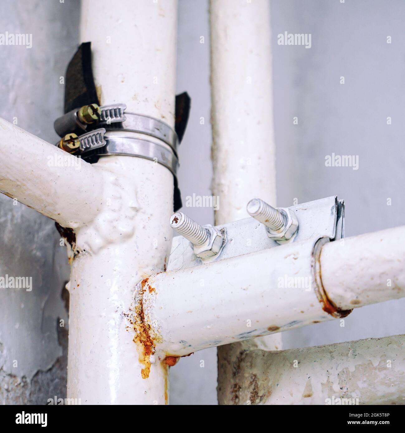 Mounting clamps hi-res stock photography and images - Alamy