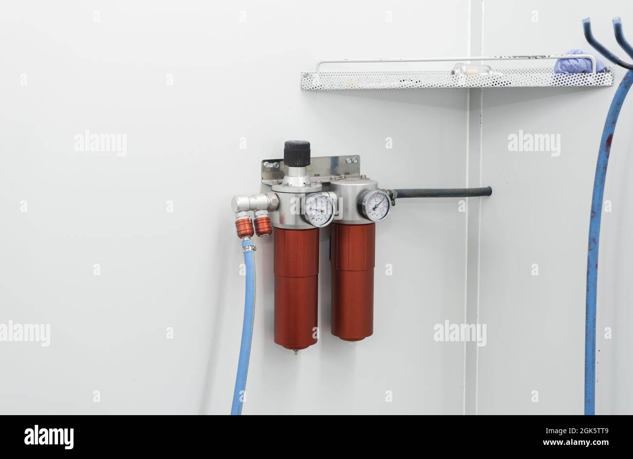 Air pressure gauge mounted in automotive paint booths Stock Photo - Alamy