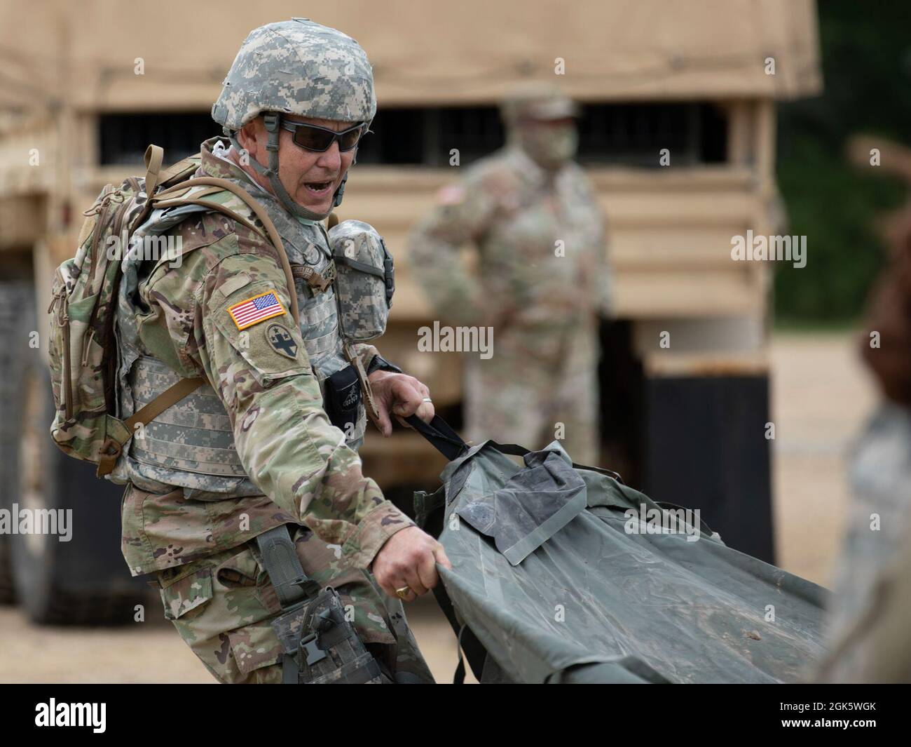 Medic tent hi-res stock photography and images - Alamy