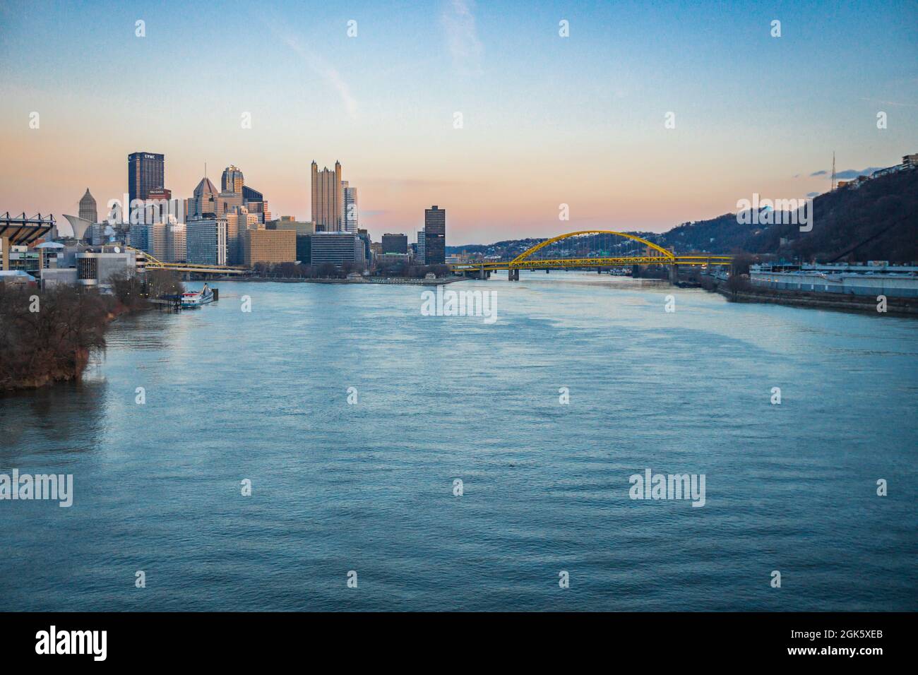 Allegheny river waterfront in pittsburgh hi-res stock photography and ...