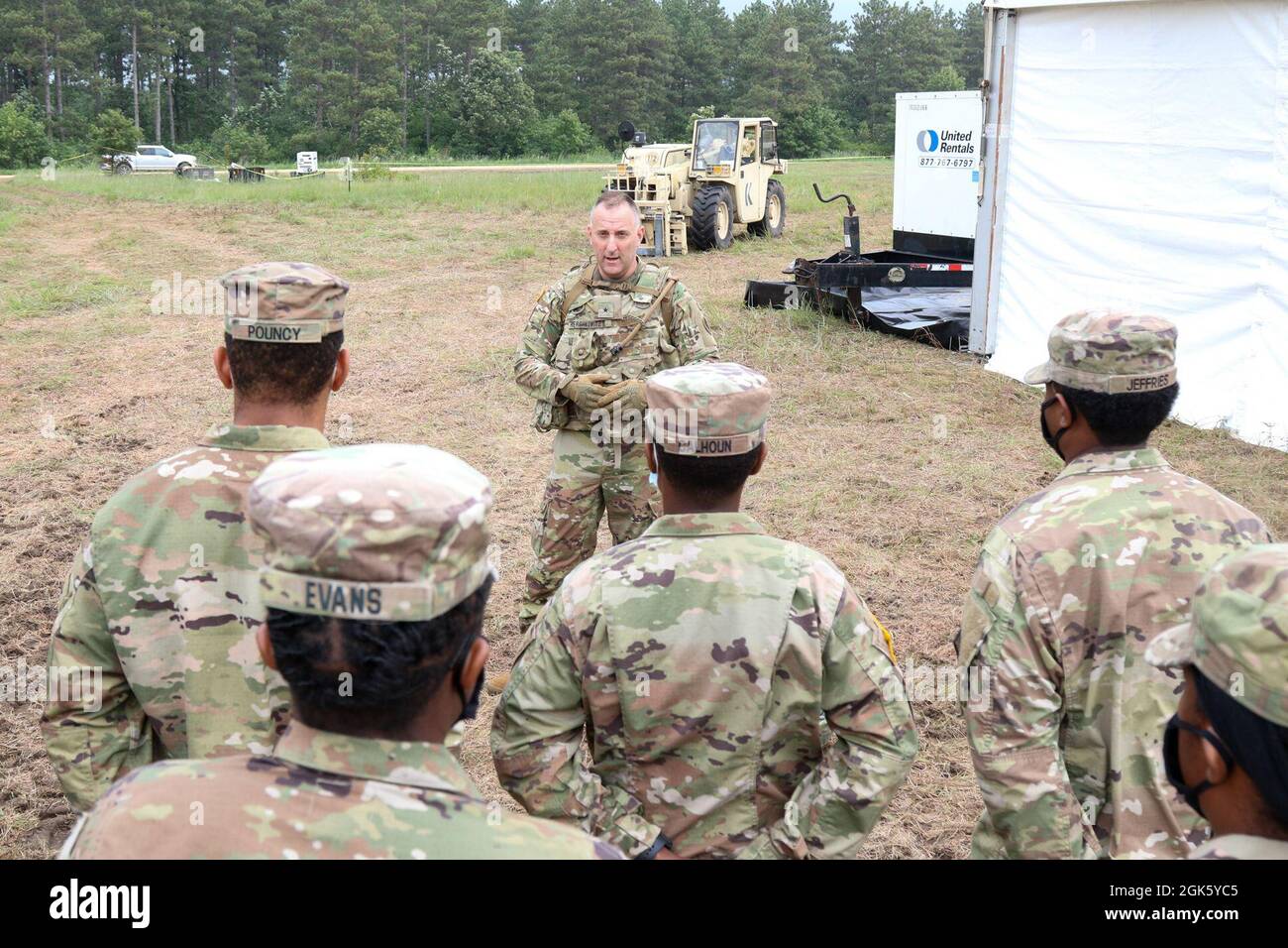 103rd esc hi-res stock photography and images - Alamy