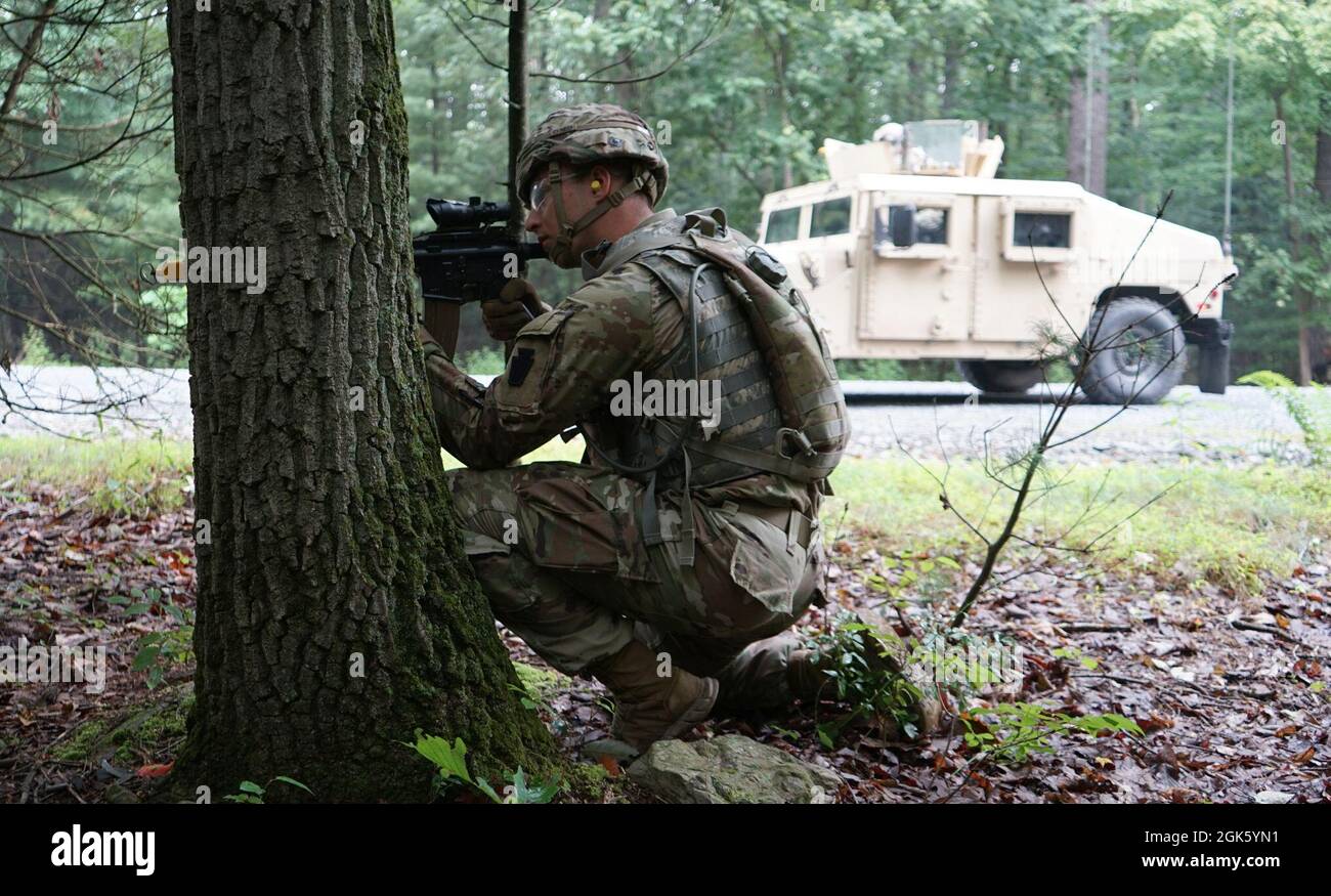 A Soldier from 1st Battalion, 109th Infantry Regiment, 2nd Infantry ...