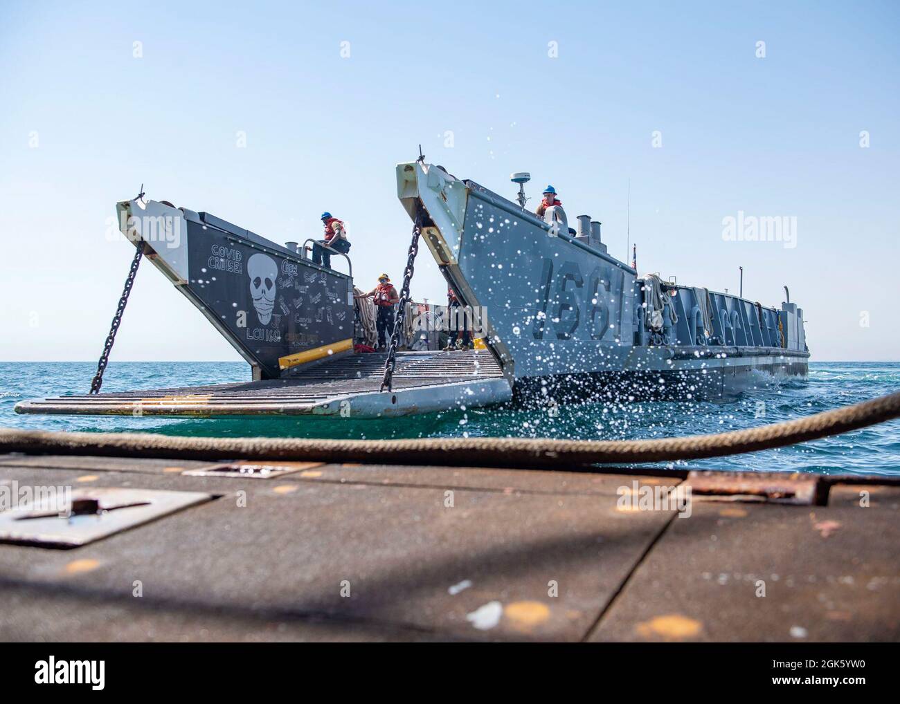 Landing craft utility lcu 1661 hi-res stock photography and images - Alamy