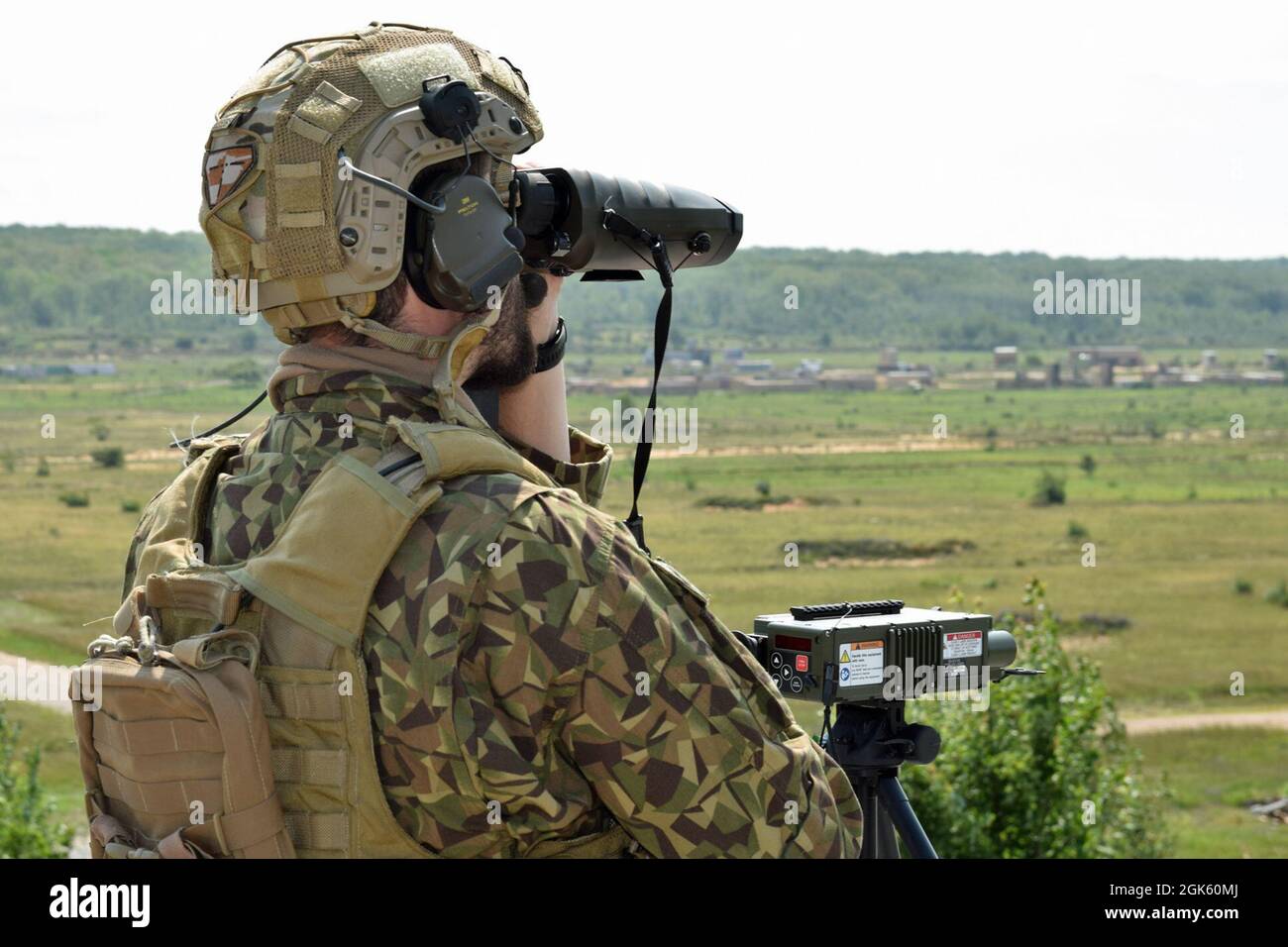 Laser target designator hi-res stock photography and images - Alamy