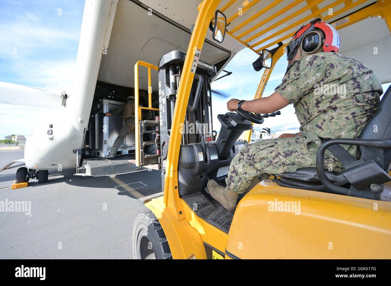 210811-N-TA290-1002 HONOLULU (August 11, 2021) Naval Supply Systems ...