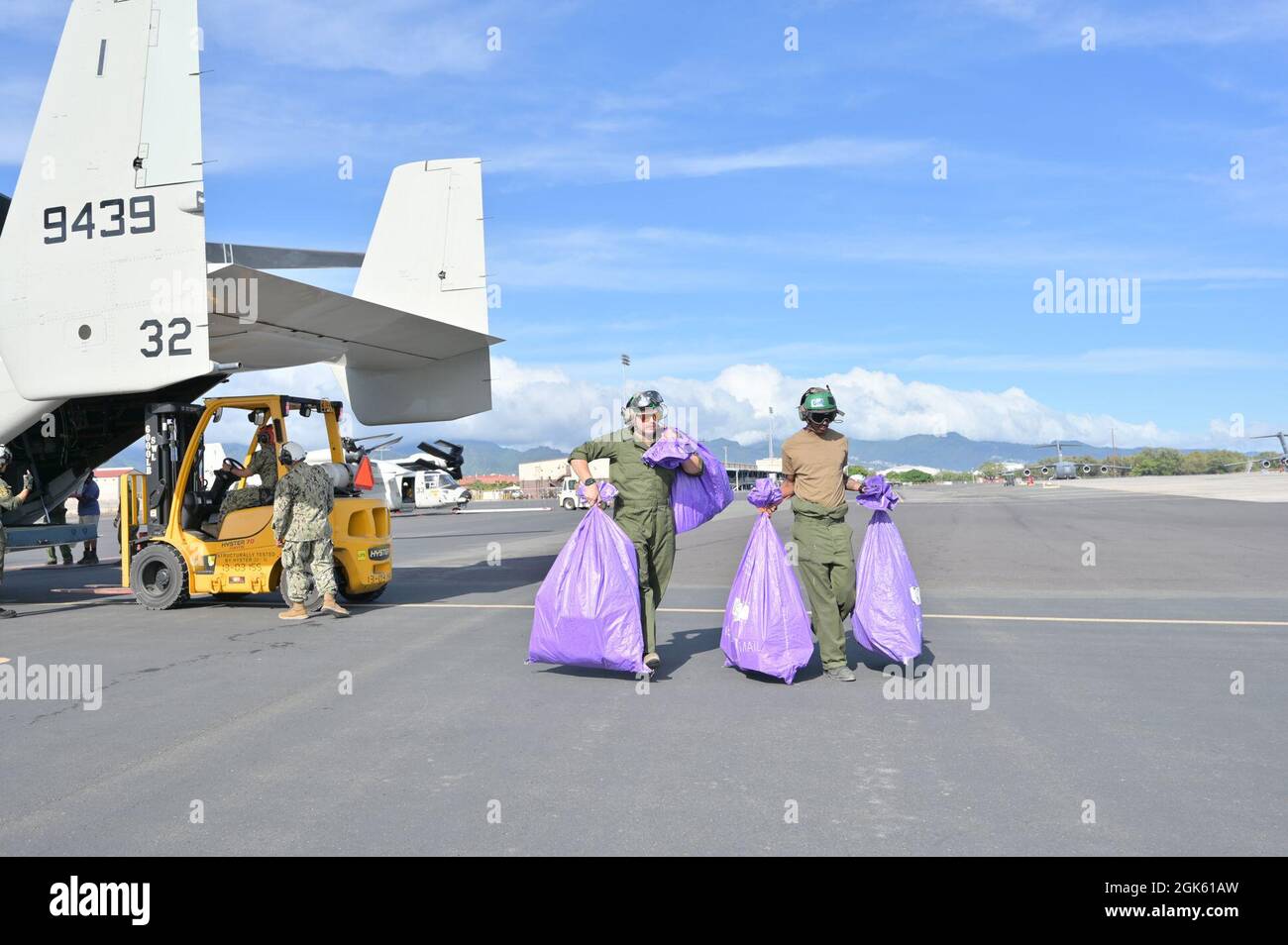 210811-N-TA290-1007 HONOLULU (August 11, 2021) Naval Supply Systems ...