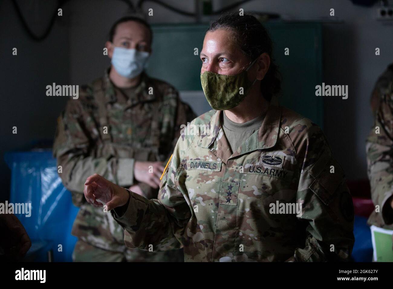 U.S. Army Reserve Commanding General and Chief of Army Reserve Lt. Gen ...