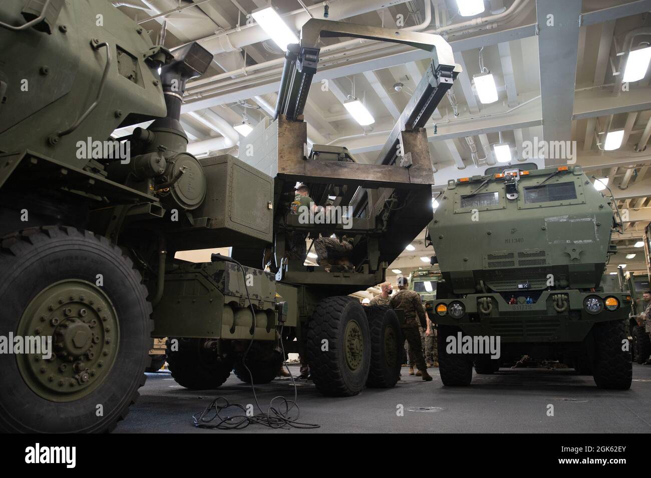 PACIFIC OCEAN (Aug. 11, 2021) U.S. Marines with Bravo Battery ...