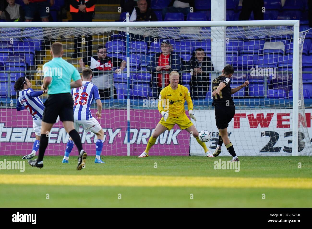 Hartlepool united goalkeeper hi-res stock photography and images - Alamy