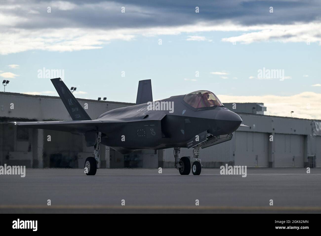 33rd oss hi-res stock photography and images - Alamy