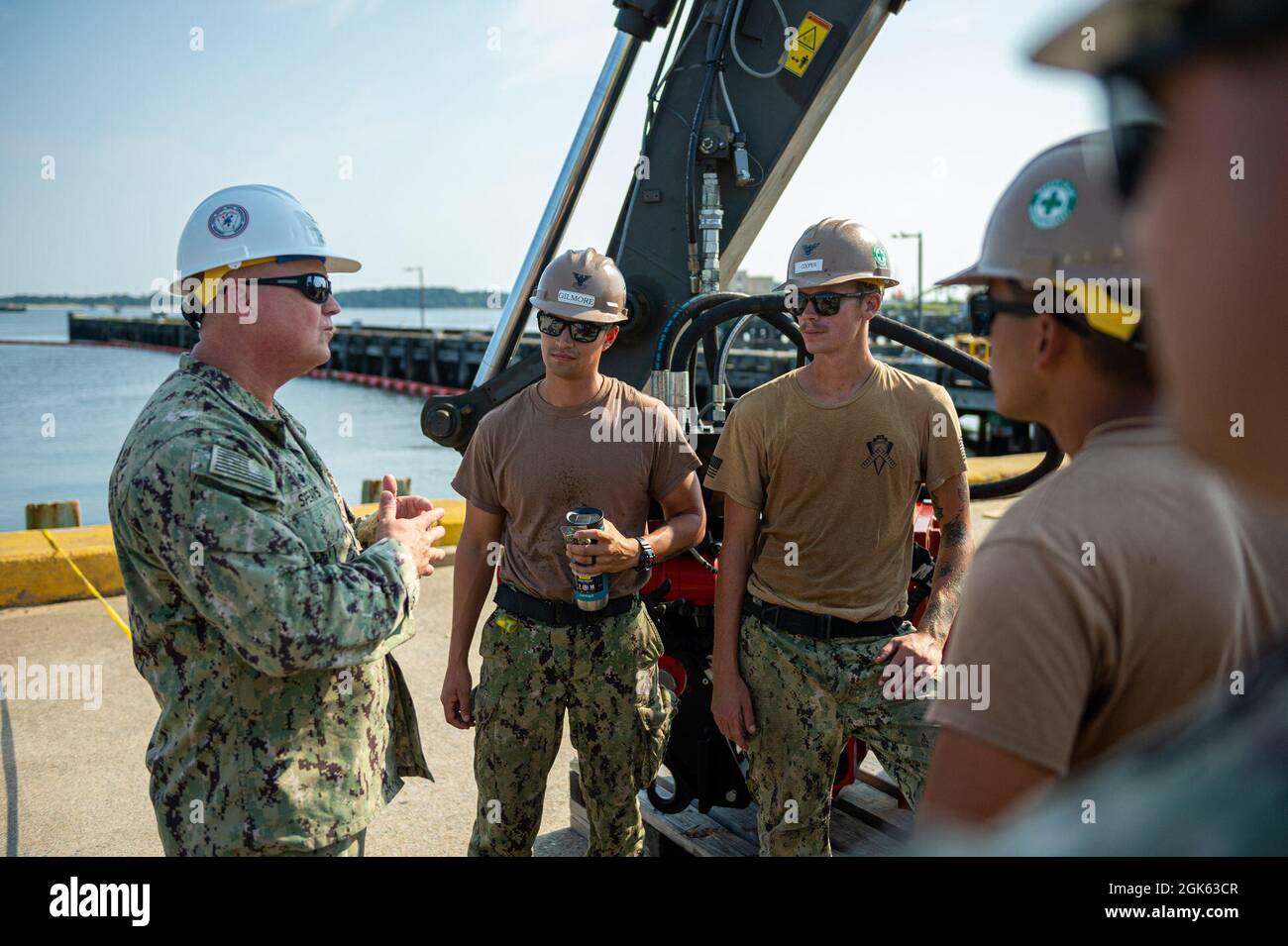 VIRGINIA BEACH, Va. (Aug. 12, 2021) Capt. Kemit Spears, Commodore, 22nd ...