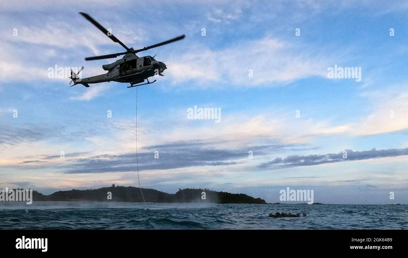 Special insertion extraction rigging hi-res stock photography and ...