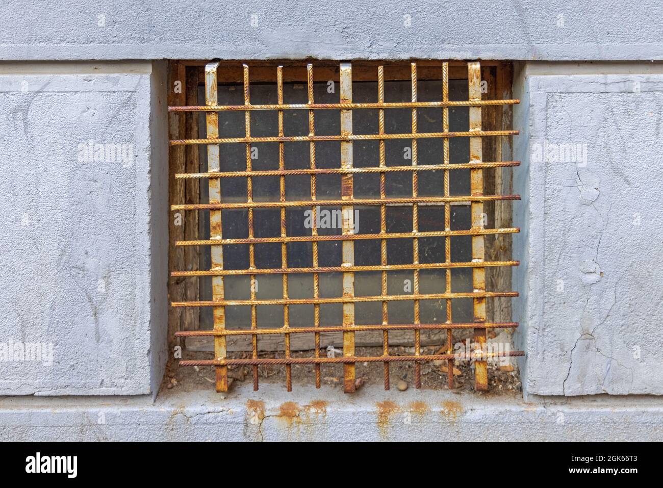 Rebar safety hi-res stock photography and images - Alamy