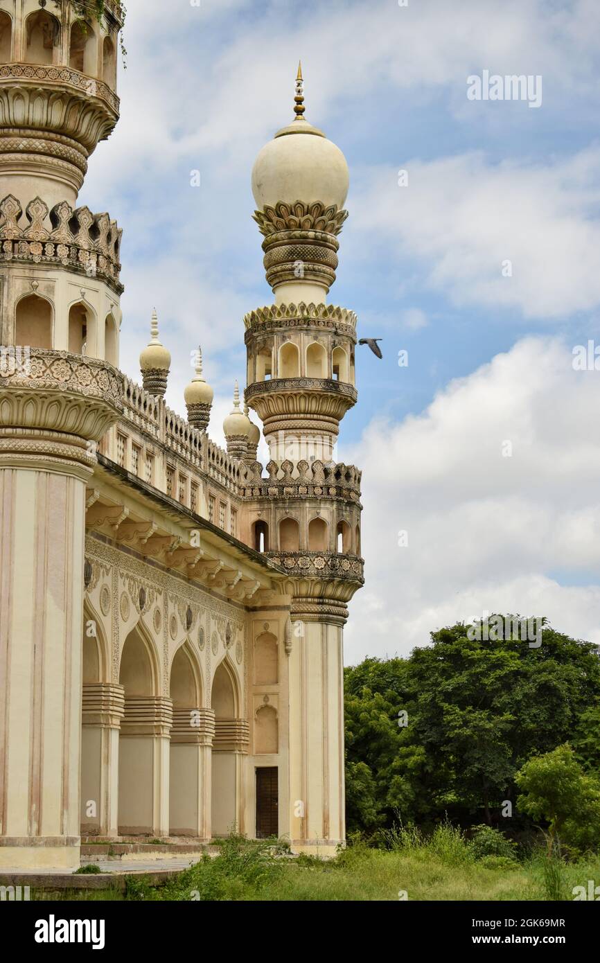 Ancient architectural structures hi-res stock photography and images ...