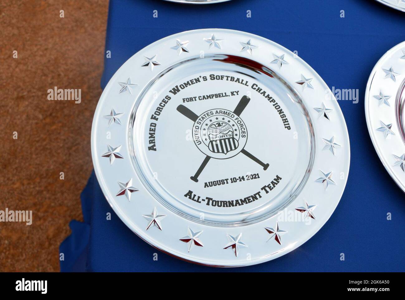 Coast guard personnel air hi-res stock photography and images - Alamy