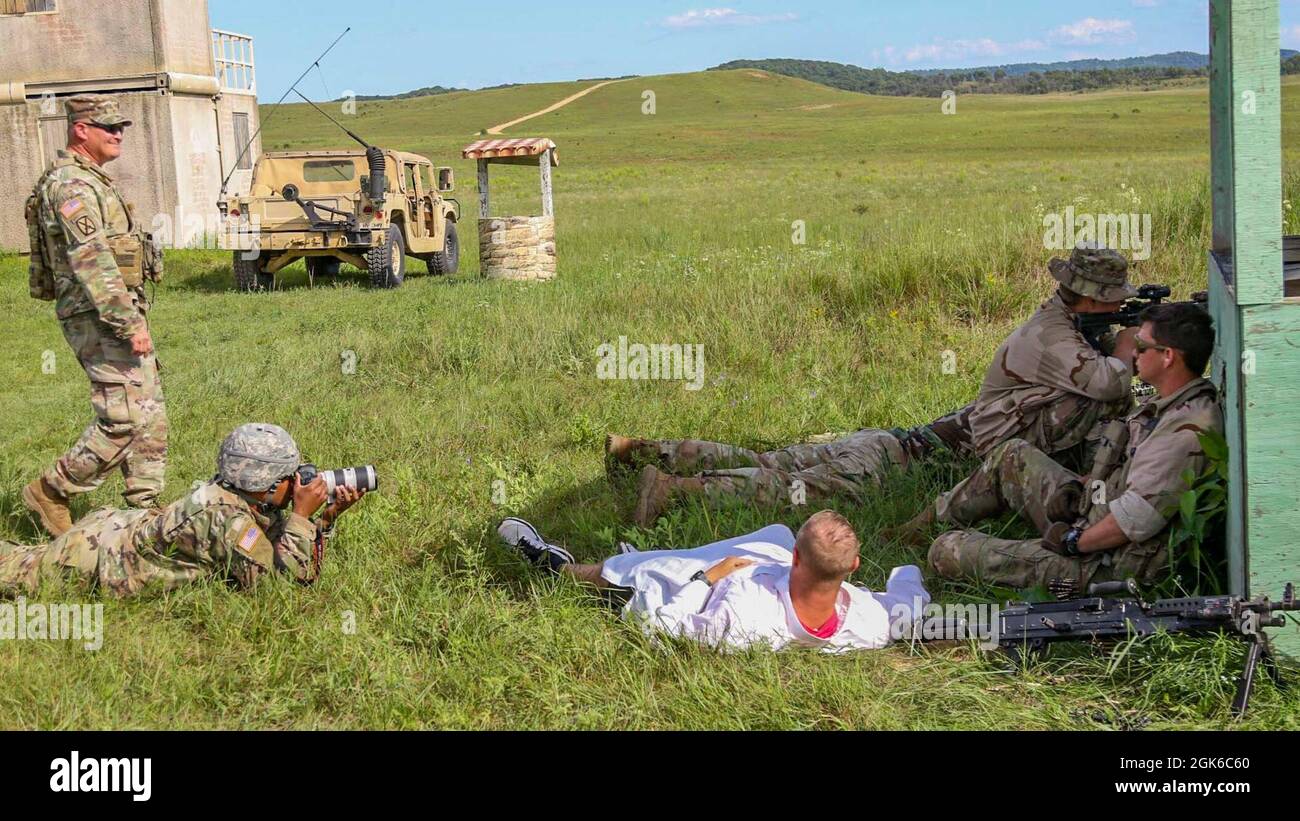 98th Civil Affairs Battalion High Resolution Stock Photography and ...
