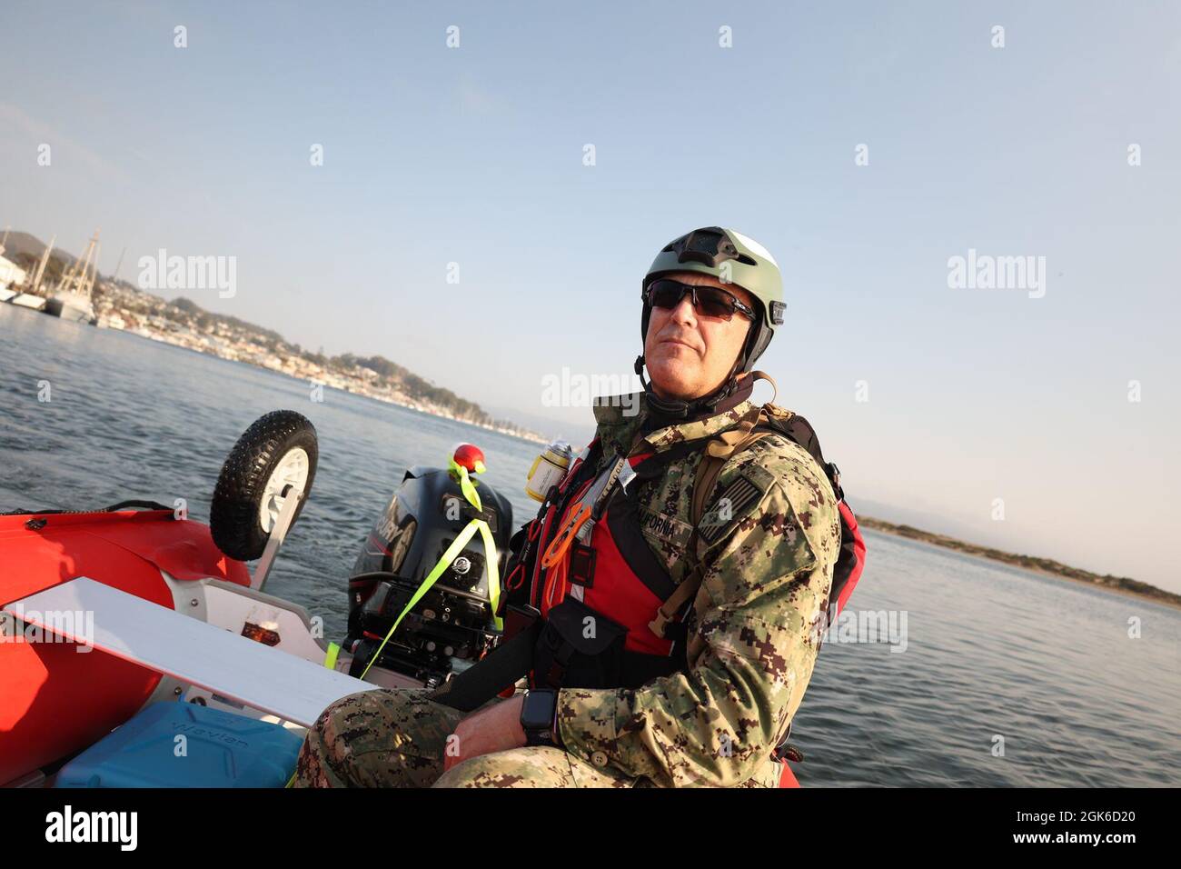 Coast guard officer trained hi-res stock photography and images - Alamy