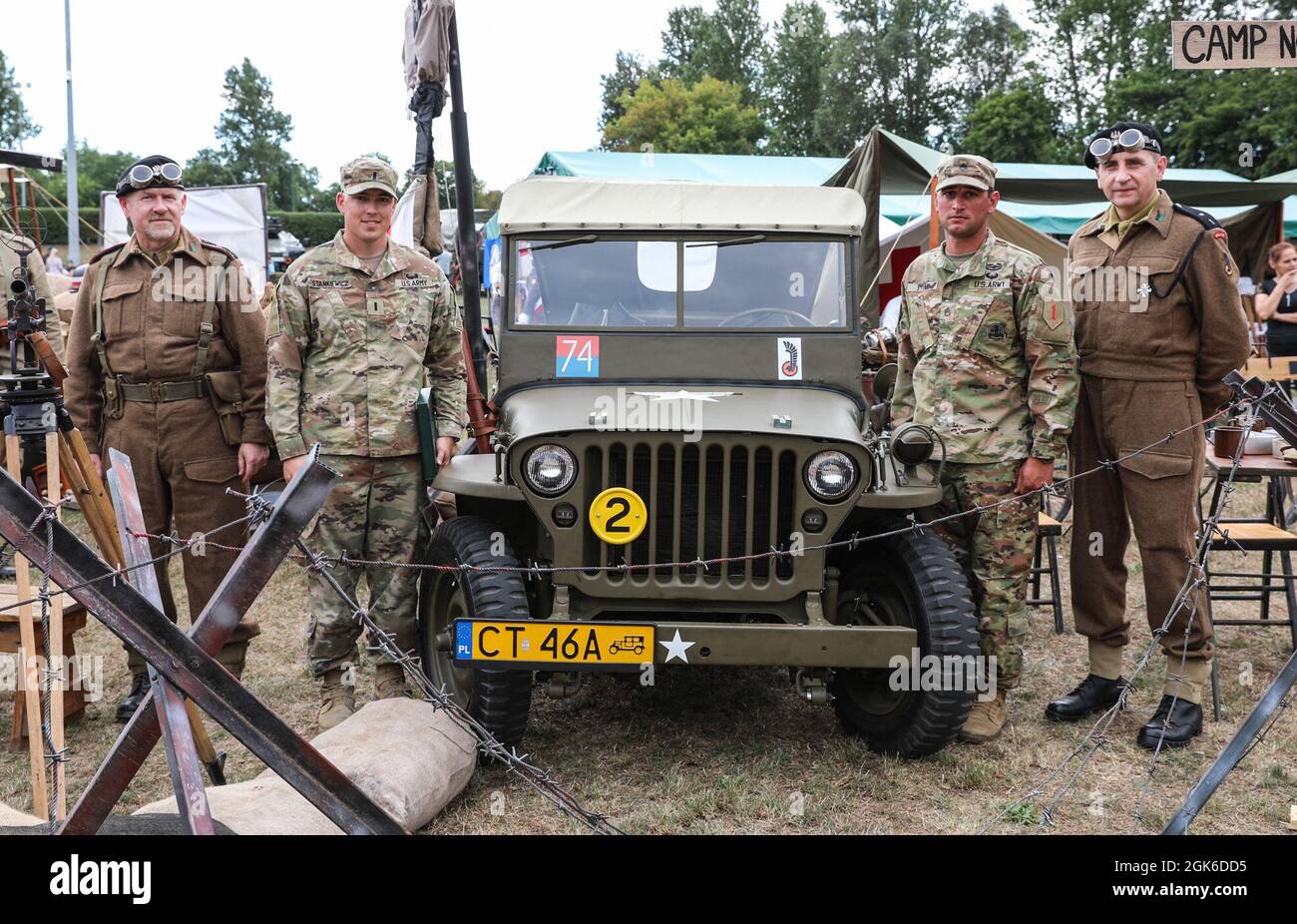 U.S. Army 1st Lt. Ethan Stankiewicz (left) and Staff Sgt. Ryan Stull ...