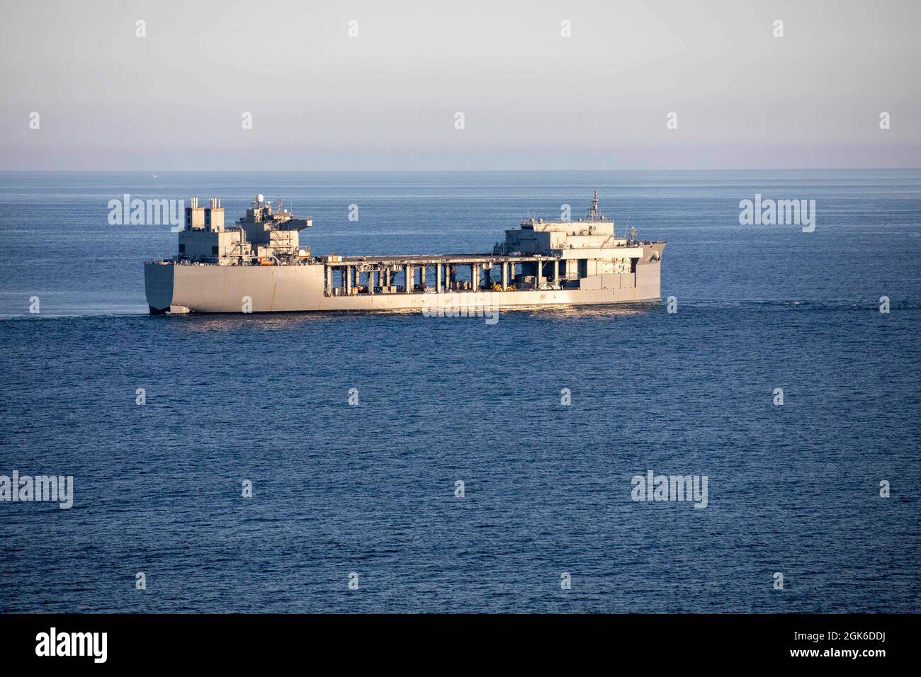 210813-N-LR905-1303 PACIFIC OCEAN (Aug. 13, 2021) – Expeditionary sea ...