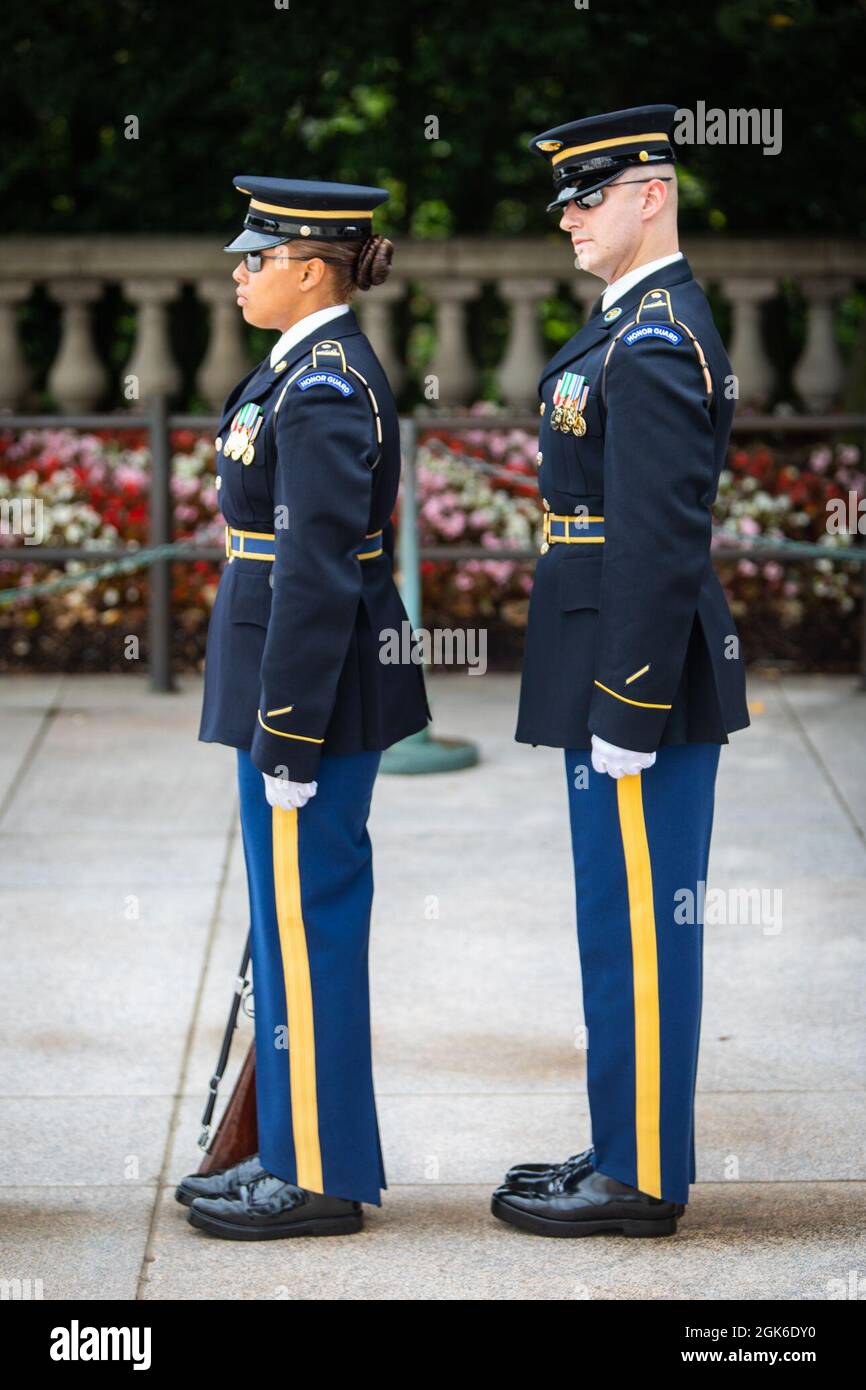 Tomb Of Unknown Soldier Uniform