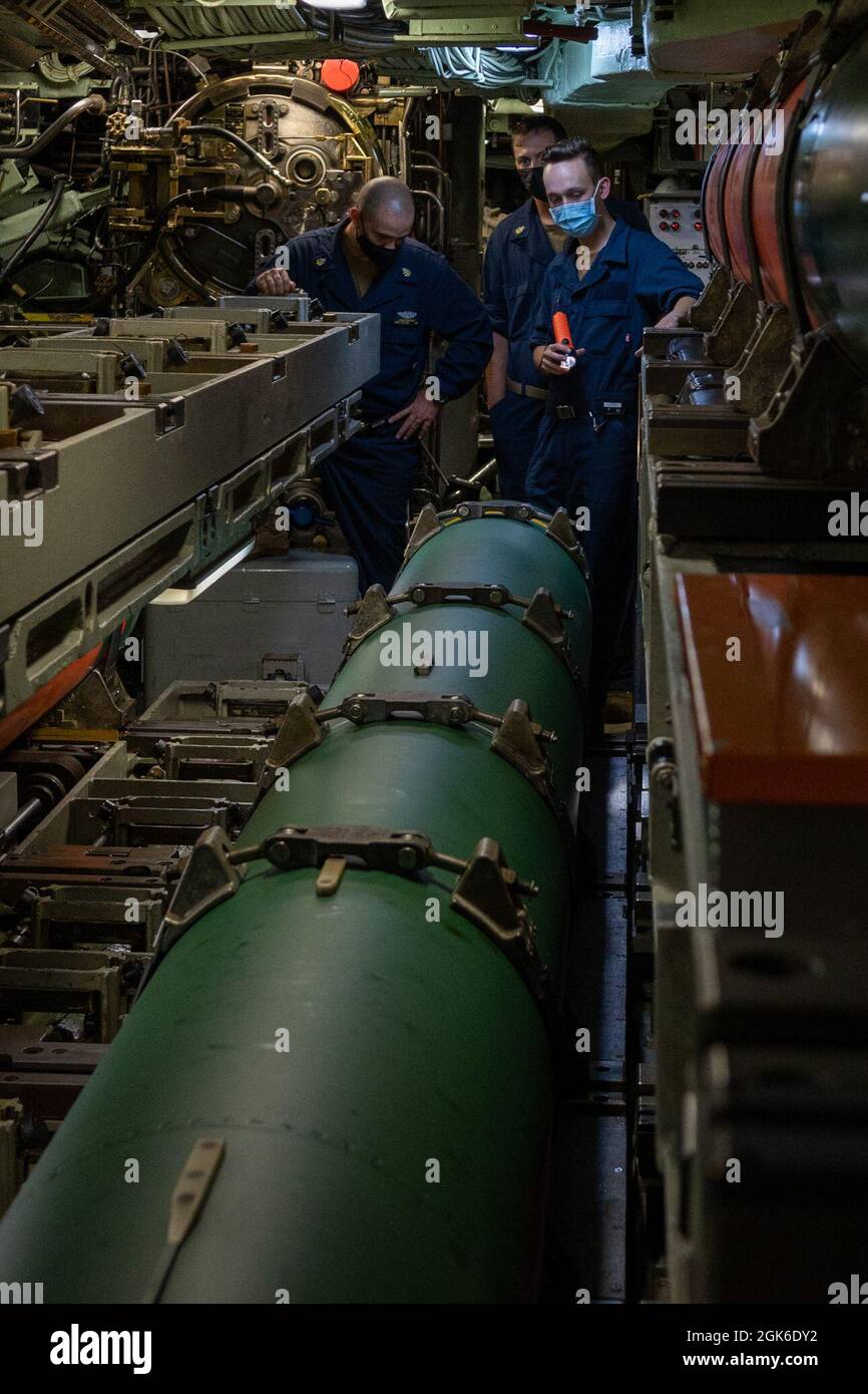 PACIFIC OCEAN (Aug. 14, 2021) Sailors assigned to the Los Angeles-class ...