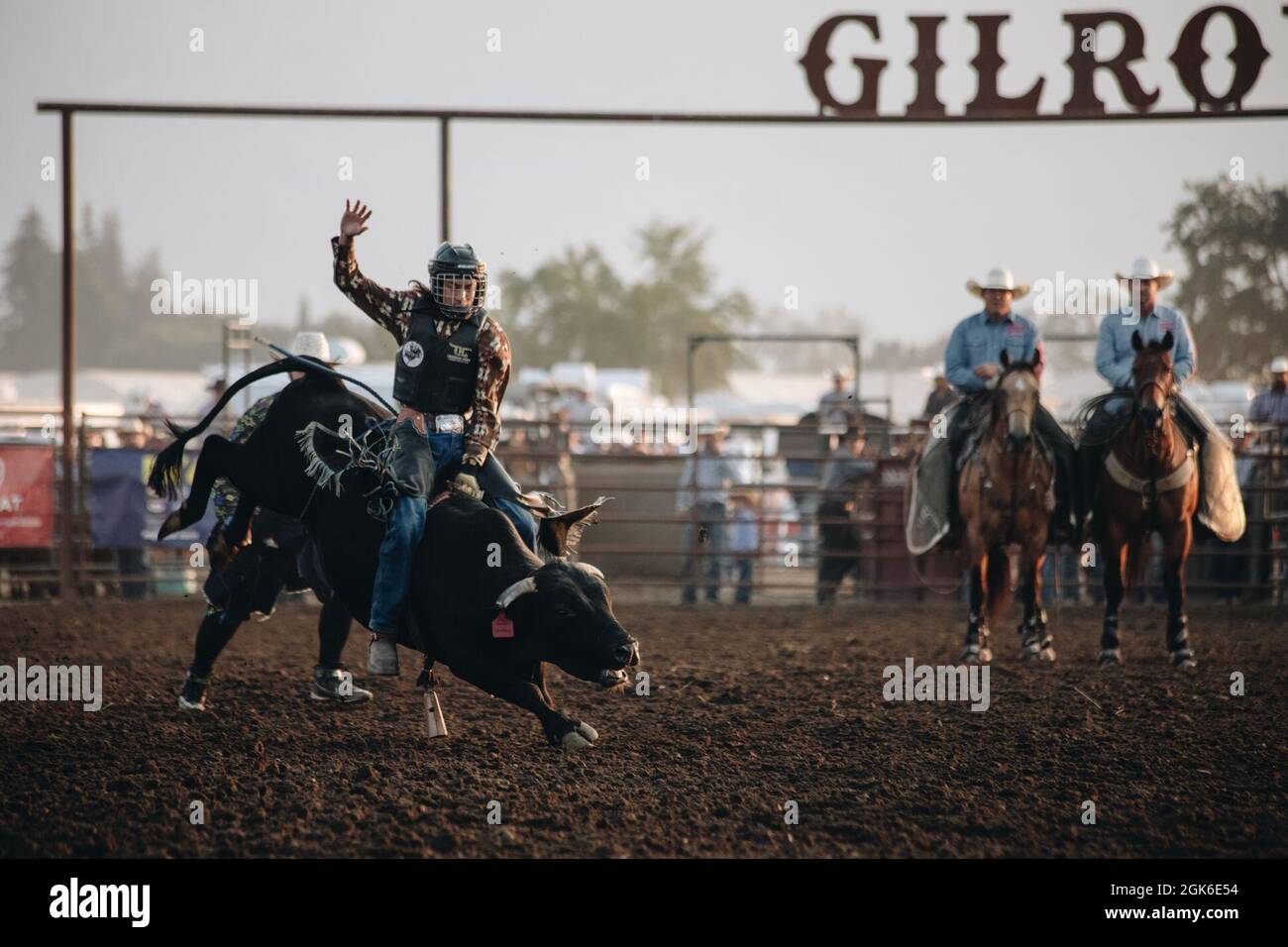 Gilroy rodeo hi-res stock photography and images - Alamy