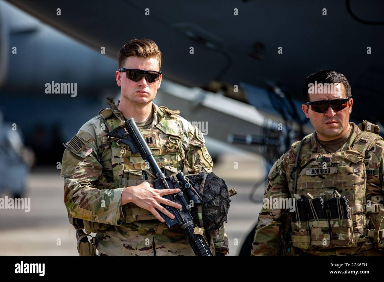 Paratroopers assigned to the 82nd Airborne Division mobilize on Joint ...