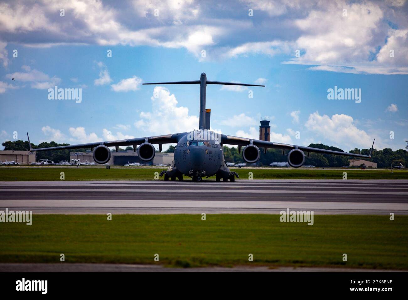 Paratroopers assigned to the 82nd Airborne Division mobilize on Joint ...