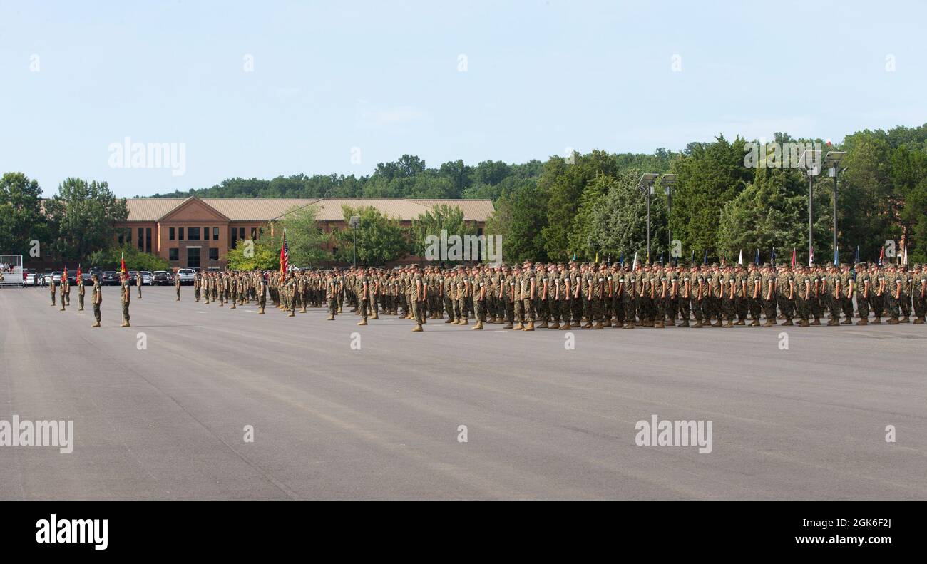 U.S. Marine Corps officer candidates with Lima Company, Platoon Leaders ...