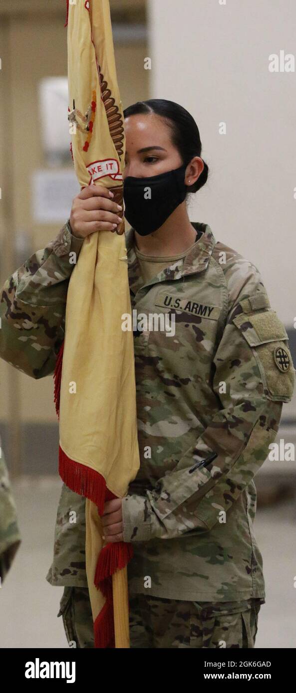 U.S. Army Reserve Lt. Col. Beatriz Florez accepts 319th Combat ...