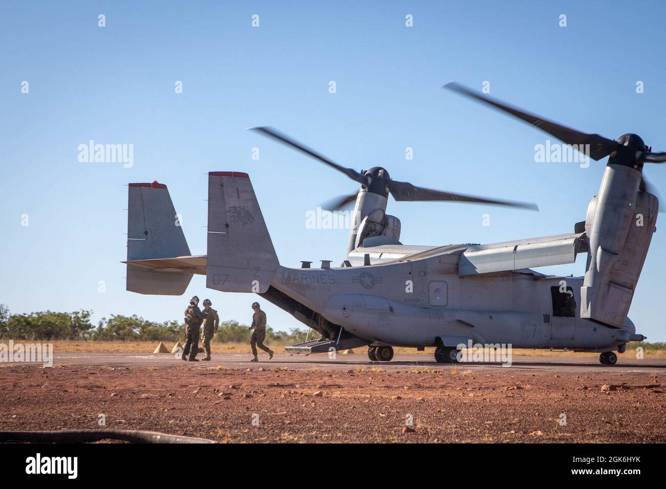 Australian Army Maj. Gen. Matt Pearse, center, commander of Forces ...