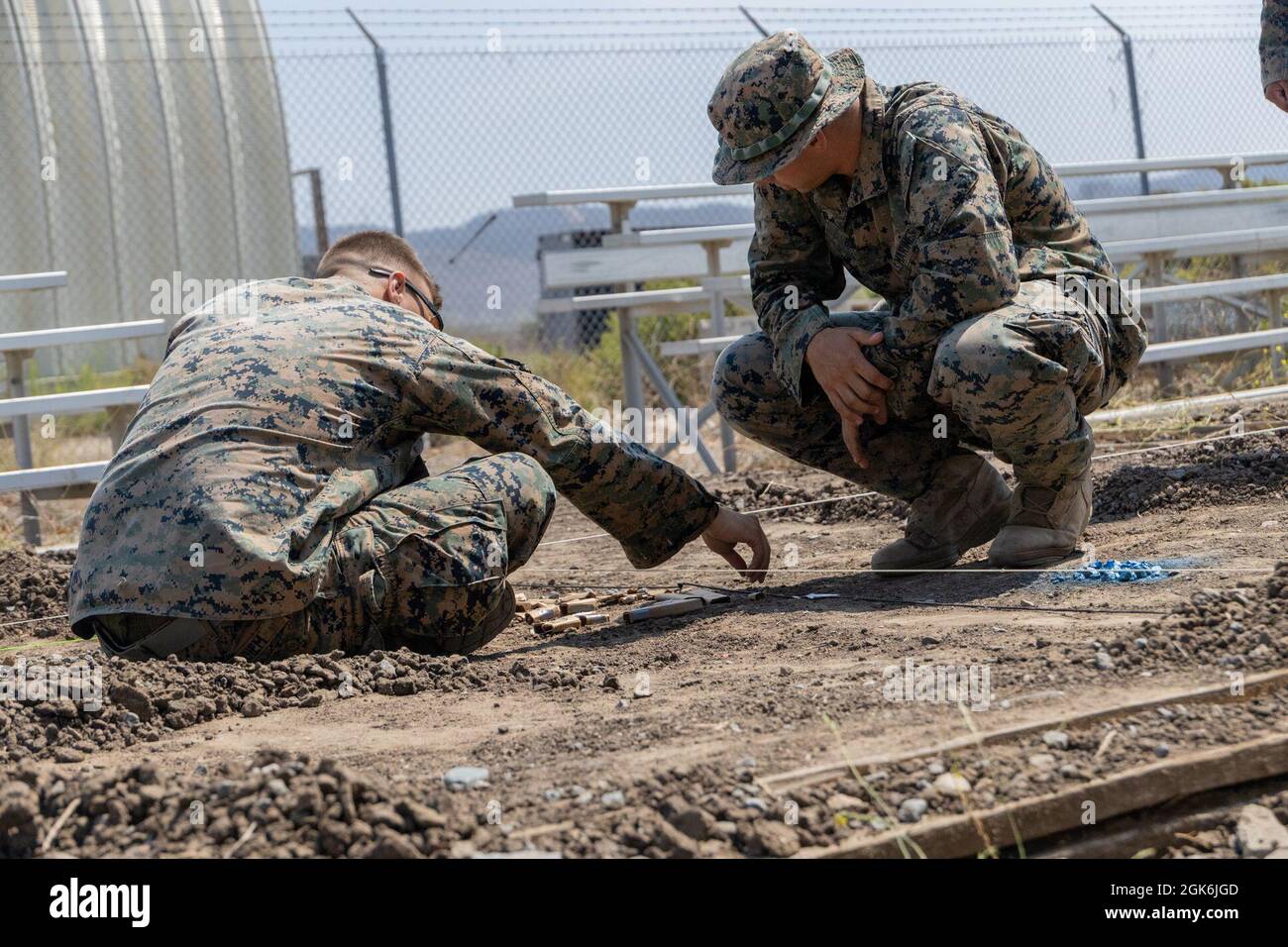 Operating model division hi-res stock photography and images - Alamy