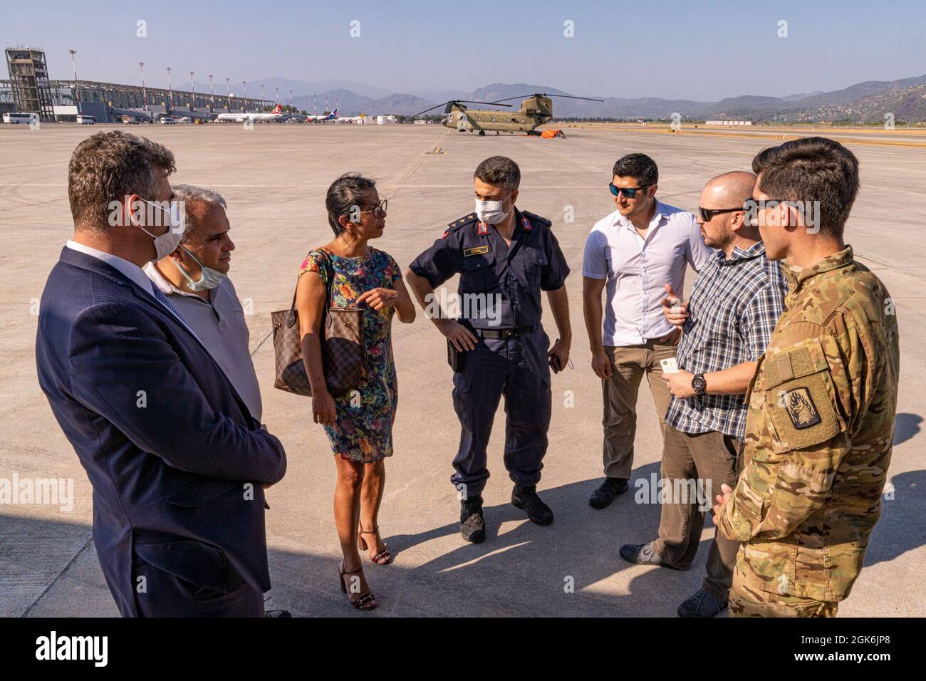 U.S. Army Capt. Andrew Pfeiffer, right, commander of Bravo Company, 1st ...