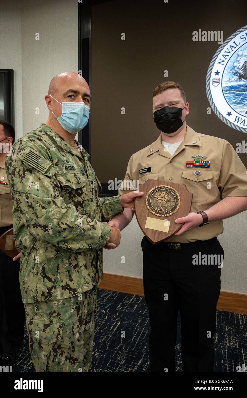 Junior officer of the quarter hi-res stock photography and images - Alamy