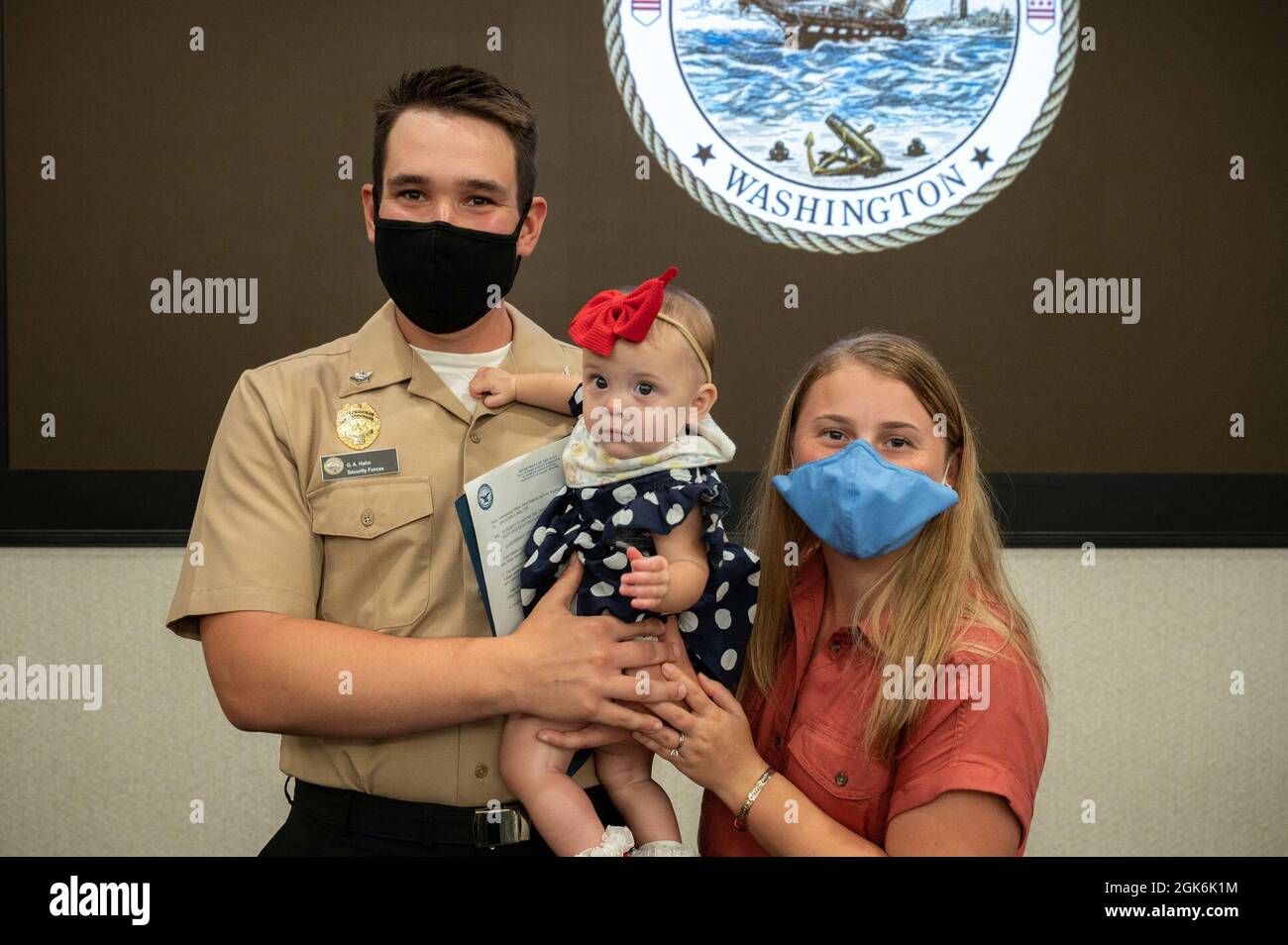 Hahn family hi-res stock photography and images - Alamy