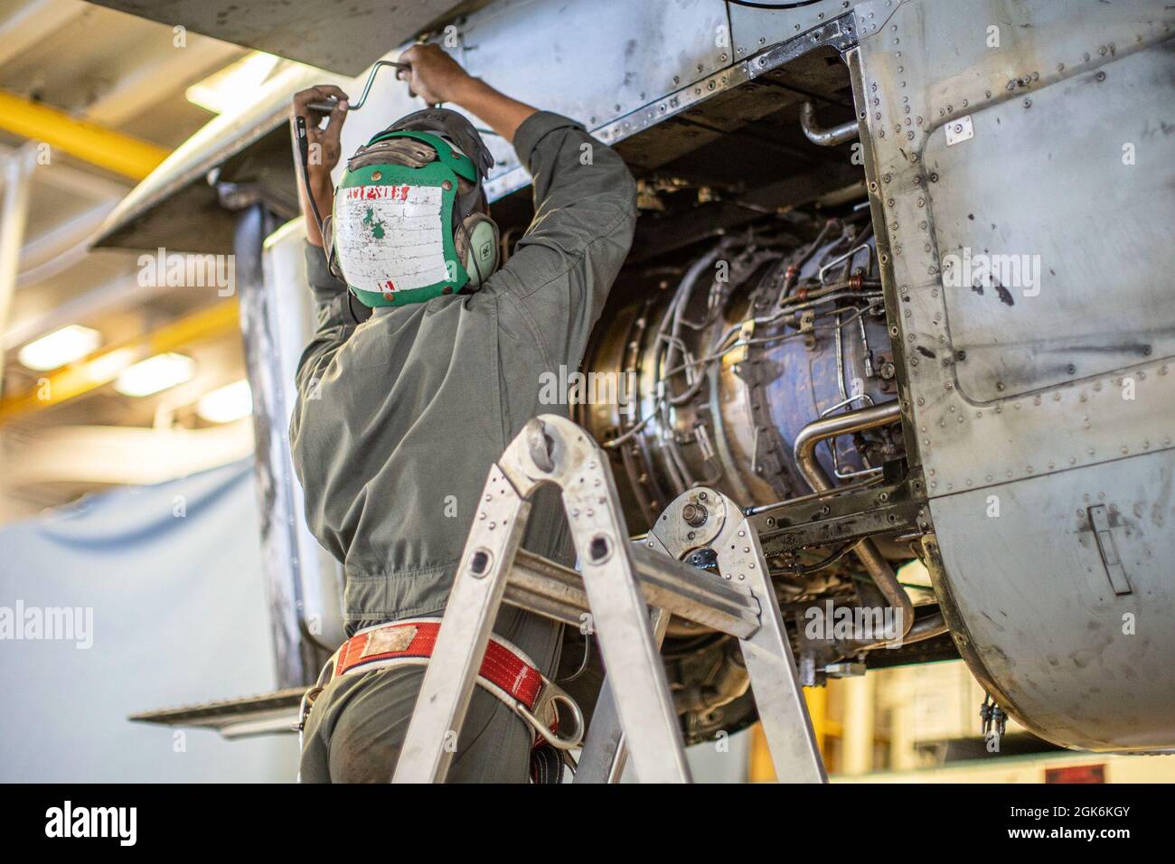 Vmm 165 reinforced hi-res stock photography and images - Alamy