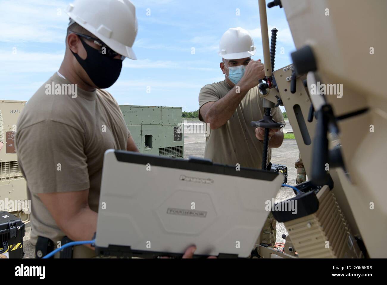 Combatcomms hi-res stock photography and images - Alamy