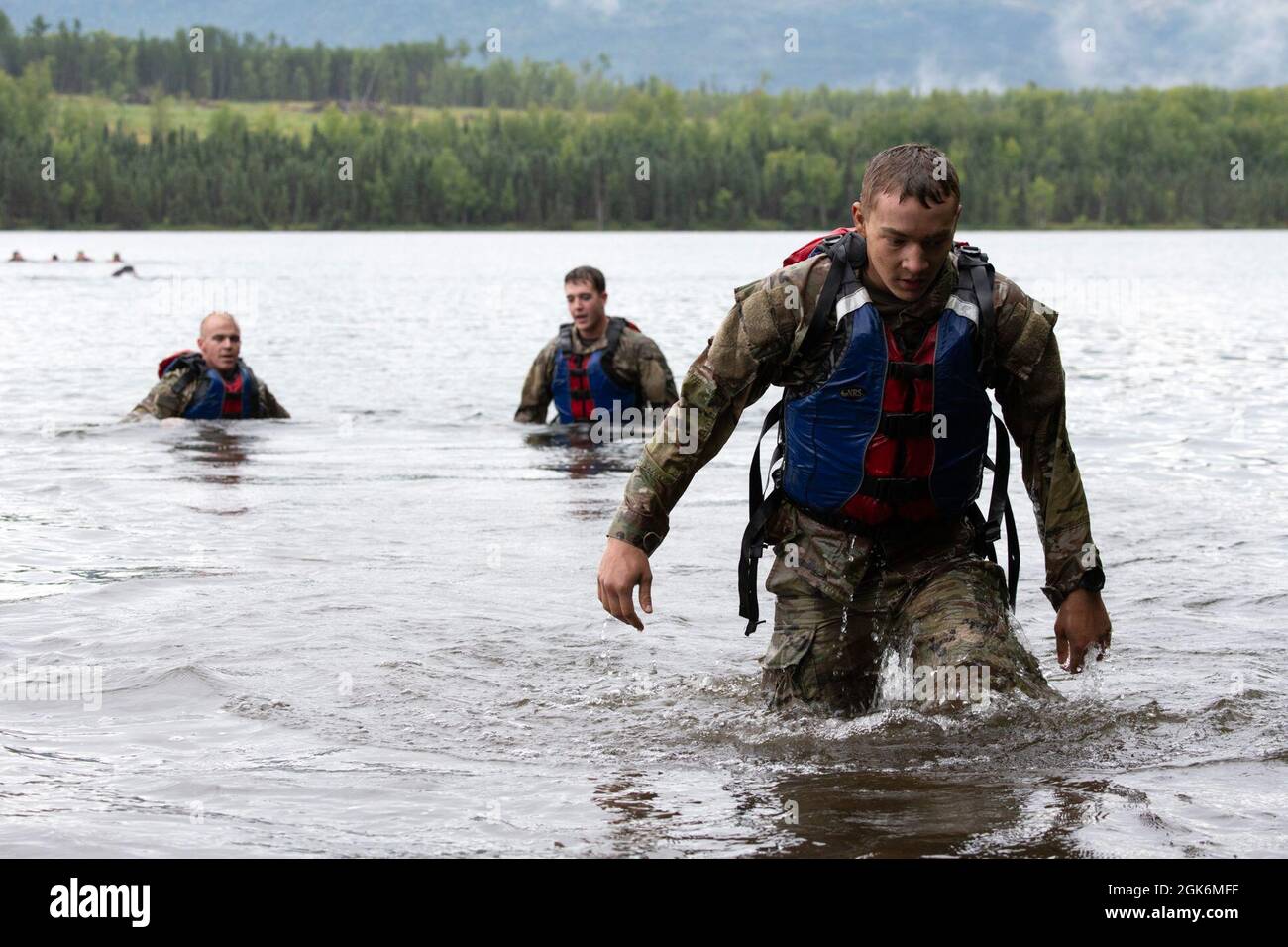 Army combat engineers from Breacher Company, 6th Brigade Engineer ...